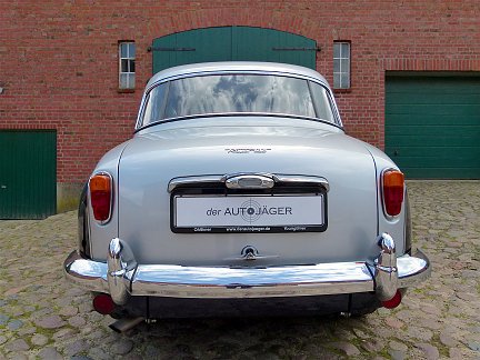 Fahrzeug / Der Autojäger